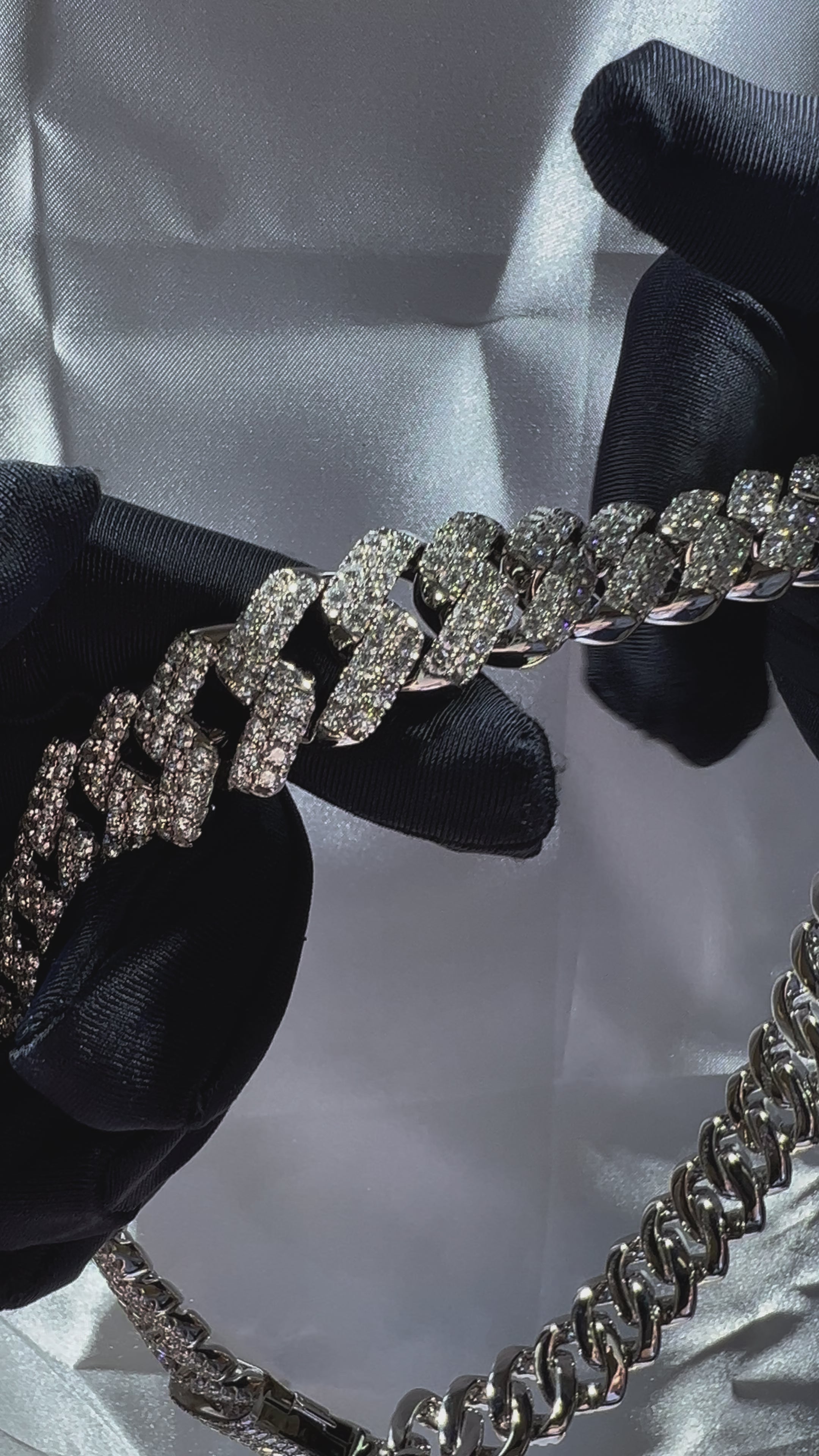 CHAINS – CUSTOM HIP HOP BLING